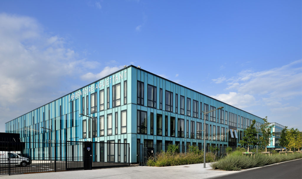 Sud Architectes | AGUETTANT LABORATORY - Sud Architectes